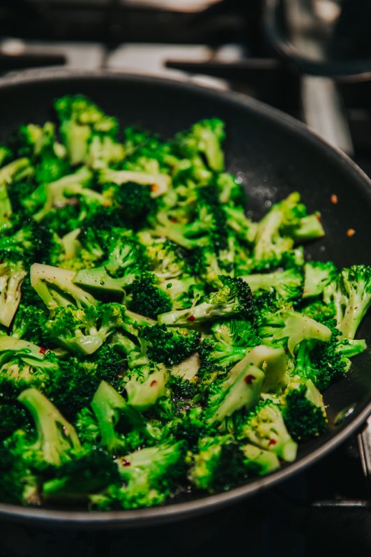 Easy Spicy Garlic Broccoli | A-Yo Kitchen