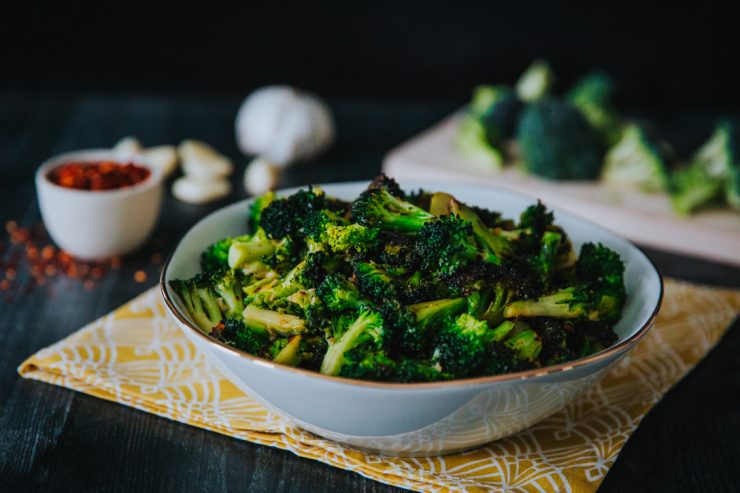 Easy Spicy Garlic Broccoli | A-Yo Kitchen