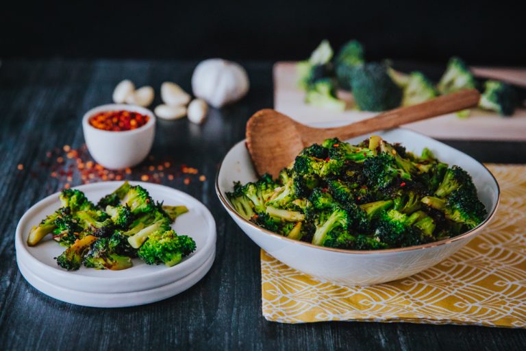 Easy Spicy Garlic Broccoli | A-Yo Kitchen