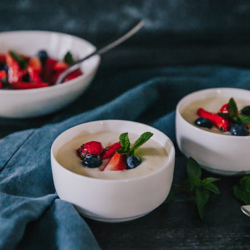 Old-Fashioned Tapioca Pudding with Berries | A-Yo Kitchen