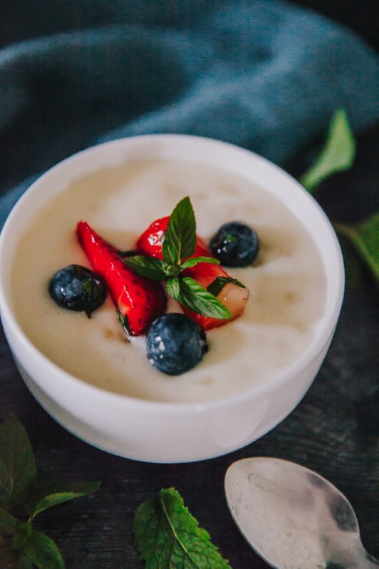Old-Fashioned Tapioca Pudding with Berries | A-Yo Kitchen